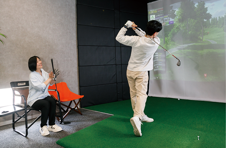 GOLF SWITCH（ゴルフスイッチ）| 箕面市の牧落駅から徒歩7分の場所にあるインドアゴルフレンジ